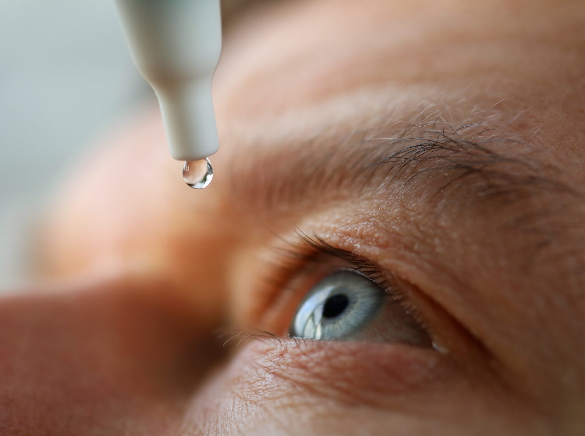 Sodium Hyaluronate Eye Drops | Uses & Guide | Ocutears